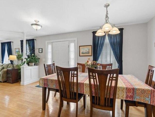 house with 4 bedroom, Portland ME ES105094396