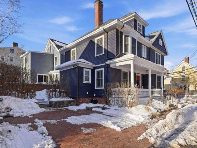 house with 4 bedroom, Portsmouth NH DS102215839