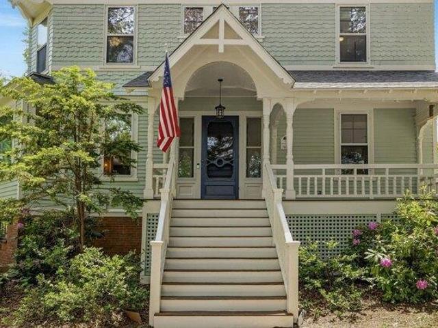 house with 4 bedroom, Portsmouth NH DS103665840