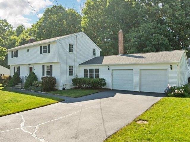 house with 4 bedroom, Portsmouth NH ES104043371