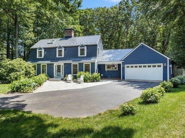 house with 4 bedroom, Portsmouth NH ES104114020