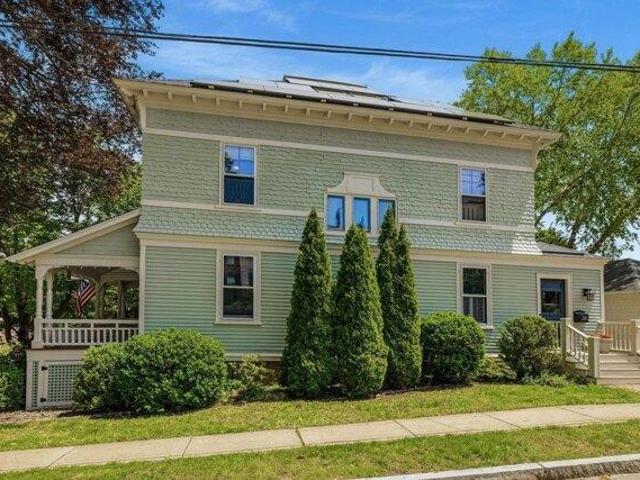 house with 4 bedroom, Portsmouth NH ES104113532