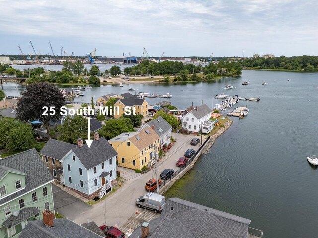 house with 4 bedroom, Portsmouth NH ES104606579