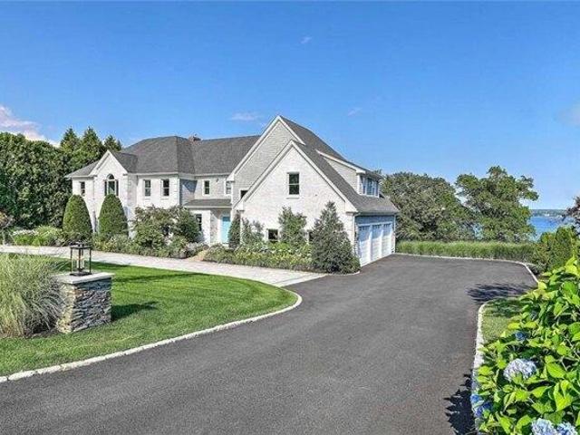 house with 4 bedroom, Portsmouth RI DS102824985