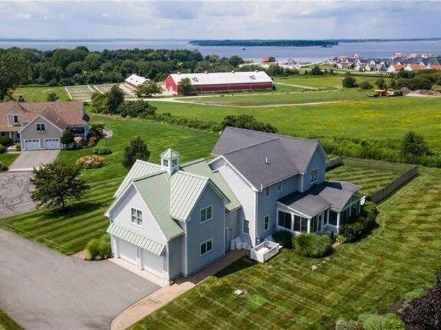house with 4 bedroom, Portsmouth RI ES105207905