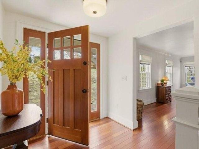 house with 4 bedroom, Portsmouth RI ES102826946