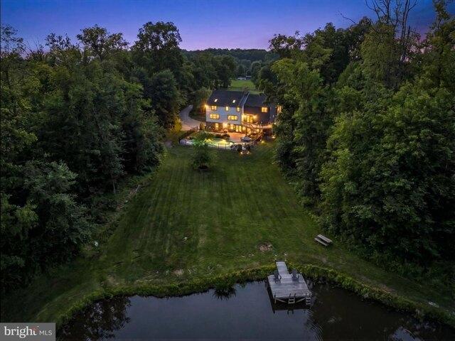 house with 4 bedroom, Pottstown PA ES103603165