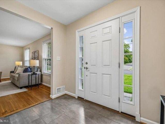 house with 4 bedroom, Potomac MD ES104899948