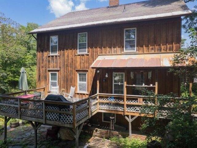 house with 4 bedroom, Poultney VT DS103098813