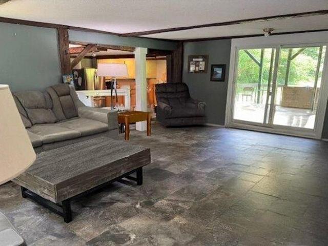 house with 4 bedroom, Poultney VT ES104042458