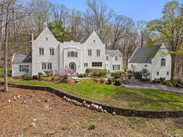 house with 4 bedroom, Pound Ridge NY DS102281261