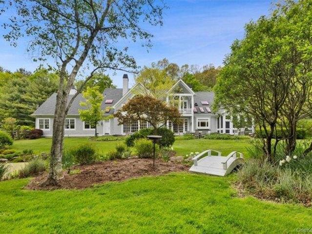 house with 4 bedroom, Pound Ridge NY ES105207910