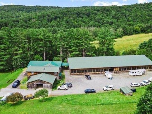 house with 4 bedroom, Pownal VT ES104608787