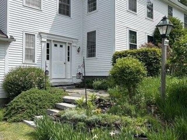 house with 4 bedroom, Plainfield MA ES105040599