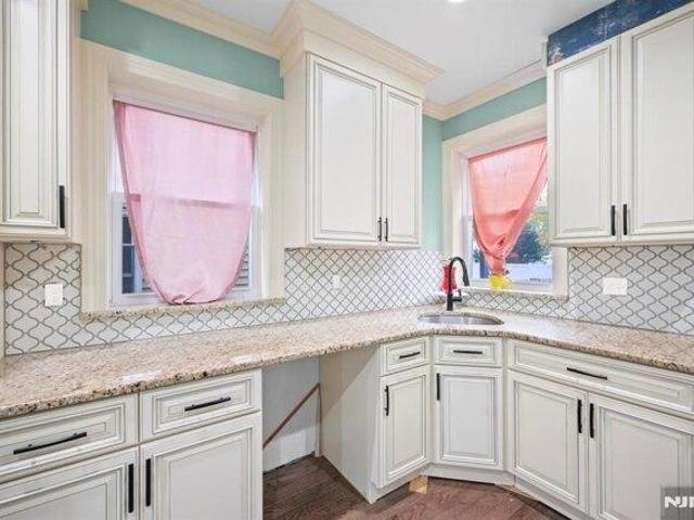 house with 4 bedroom, Plainfield NJ DS104375417
