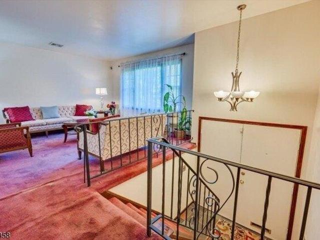 house with 4 bedroom, Plainfield NJ ES104149626