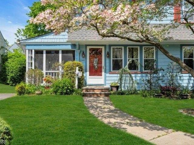 house with 4 bedroom, Plainfield NJ ES104189670