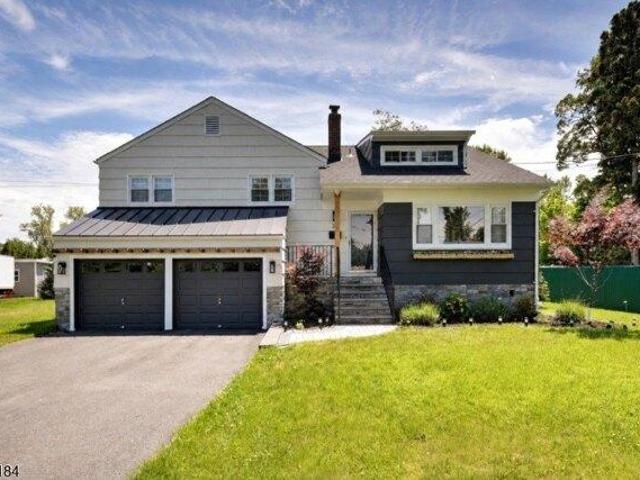 house with 4 bedroom, Plainfield NJ ES105158210