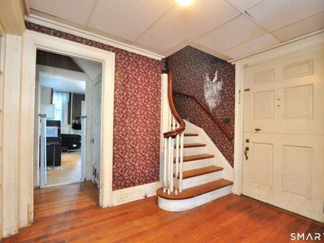 house with 4 bedroom, Plainfield CT ES104074995