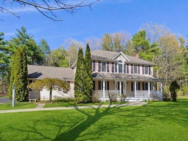 house with 4 bedroom, Plainville MA DLS102410441