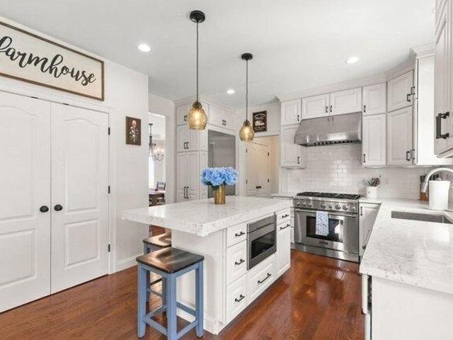 house with 4 bedroom, Plainville MA ES105105342
