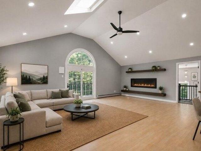 house with 4 bedroom, Plainville MA ES103602180