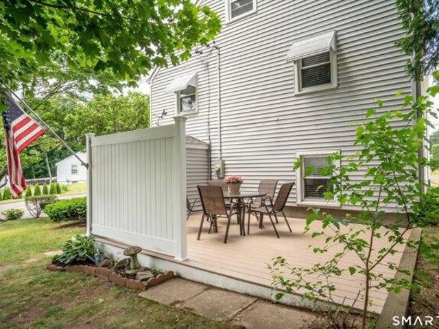 house with 4 bedroom, Plainville CT DS104076391