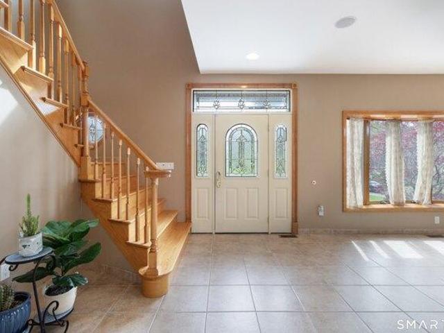 house with 4 bedroom, Plainville CT DS104079461
