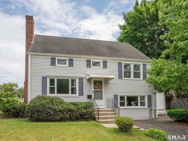 house with 4 bedroom, Plainville CT ES104076391