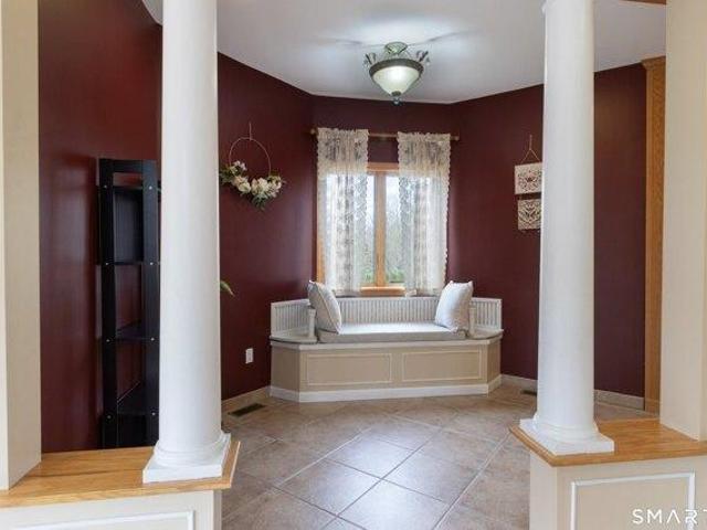house with 4 bedroom, Plainville CT ES103160219