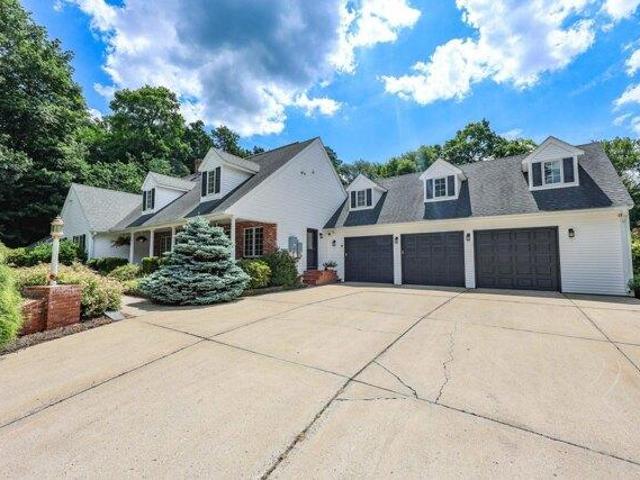 house with 4 bedroom, Plaistow NH DS104075530