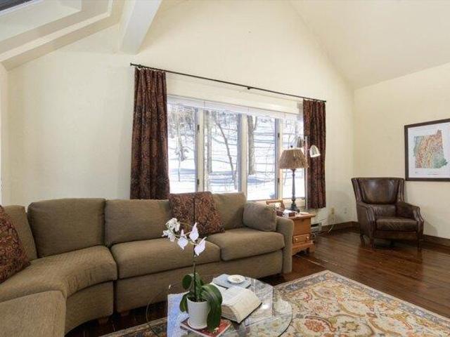 house with 4 bedroom, Plymouth VT ES104757987