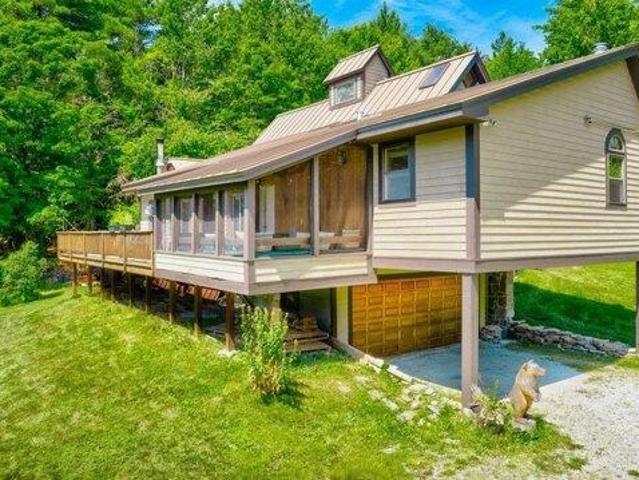 house with 4 bedroom, Plymouth VT ES105158401