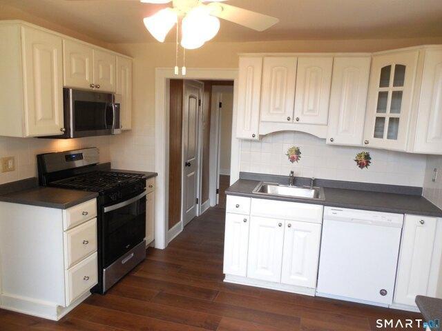 house with 4 bedroom, Plymouth CT DLS103125915