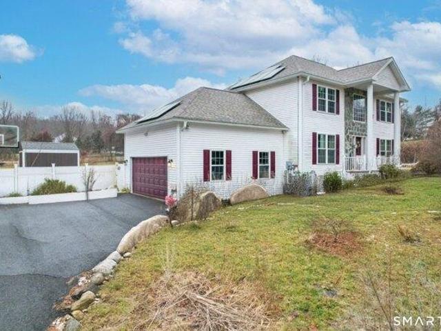 house with 4 bedroom, Plymouth CT DS101896559