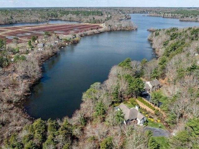 house with 4 bedroom, Plymouth MA DLS102372503