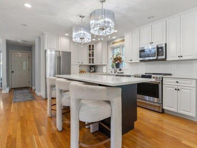 house with 4 bedroom, Plymouth MA DS102823700