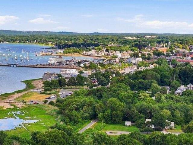 house with 4 bedroom, Plymouth MA ES104043967