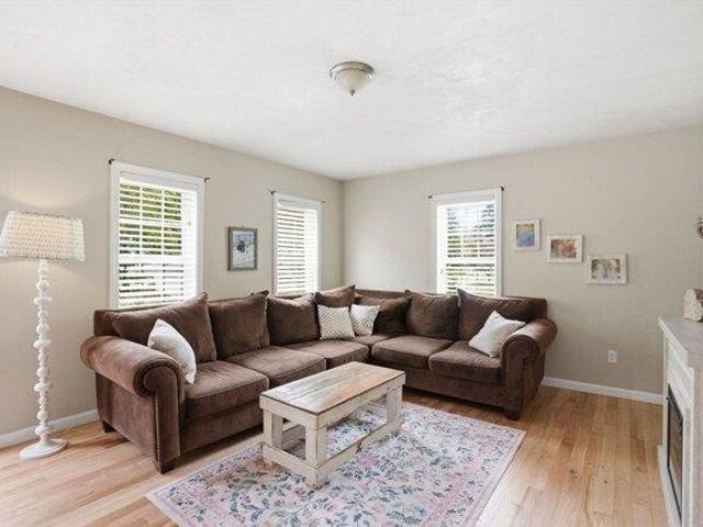 house with 4 bedroom, Plymouth MA ES104045433