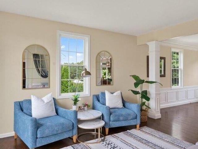 house with 4 bedroom, Plymouth MA ES105105504