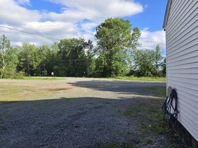 house with 4 bedroom, Plymouth ME ES103931989