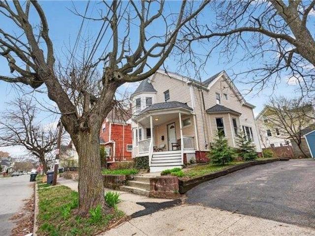 house with 4 bedroom, Providence RI DLS101801320