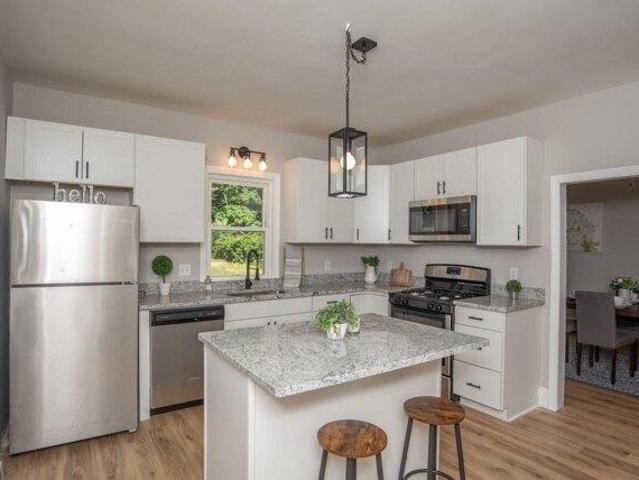 house with 4 bedroom, Providence RI DLS102448100