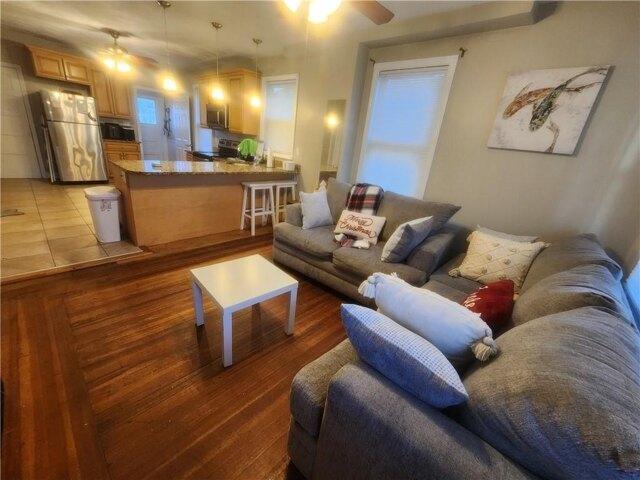house with 4 bedroom, Providence RI DLS102559683
