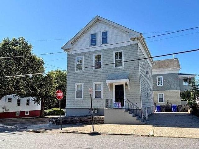 house with 4 bedroom, Providence RI DS104075635