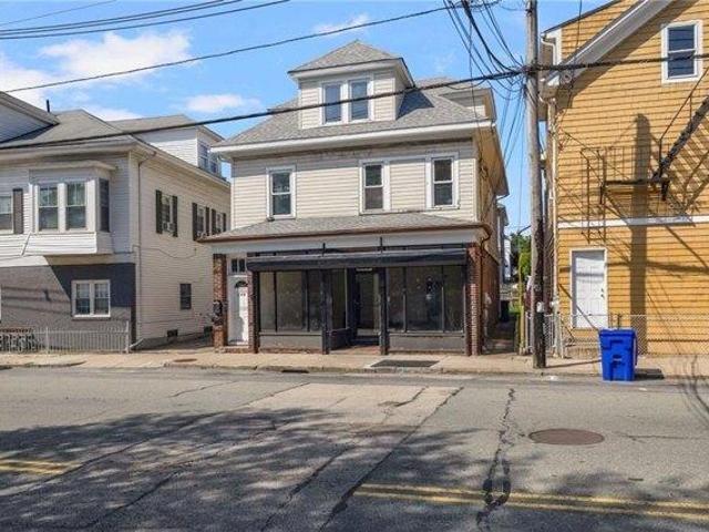 house with 4 bedroom, Providence RI DS104151342