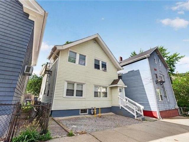 house with 4 bedroom, Providence RI DS104192654