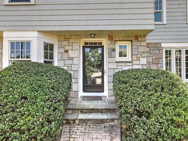 house with 4 bedroom, Providence RI DS104333136