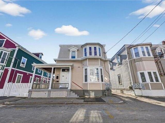house with 4 bedroom, Providence RI DS102565424