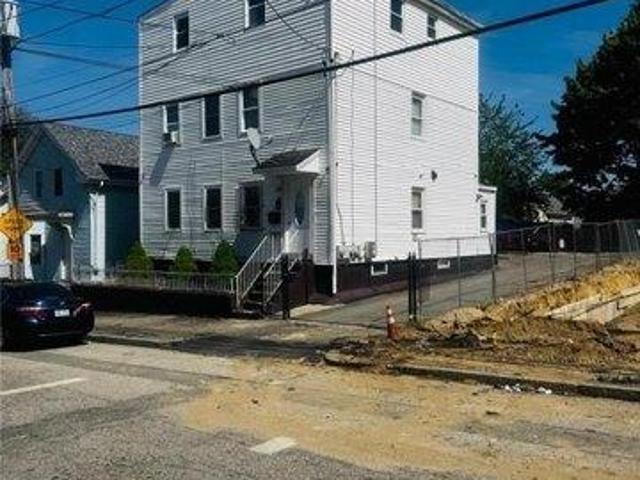 house with 4 bedroom, Providence RI DS102594696